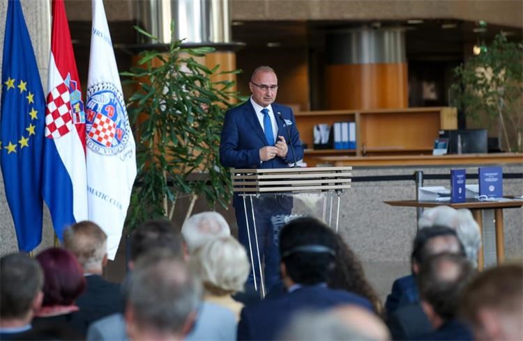 Ministry of Foreign Affairs of the Republic of Croatia - Marking of ...