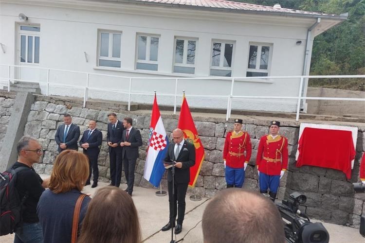 Ministry of Foreign Affairs of the Republic of Croatia - Plaque ...