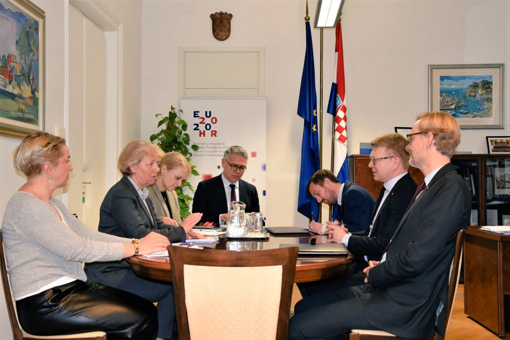 Ministarstvo vanjskih i europskih poslova RH - Državna tajnica Andreja ...