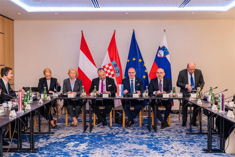 Ministry of Foreign Affairs of the Republic of Croatia - Croatian ...