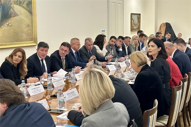 Ministarstvo vanjskih i europskih poslova RH - PRVA SJEDNICA POVJERENSTVA ZA MEĐUNARODNU ...