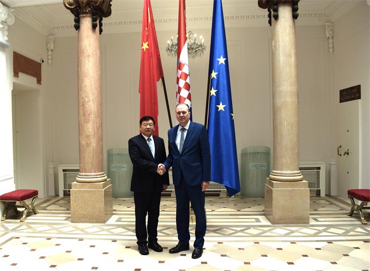 Ministarstvo vanjskih i europskih poslova RH - Državni tajnik Frano ...